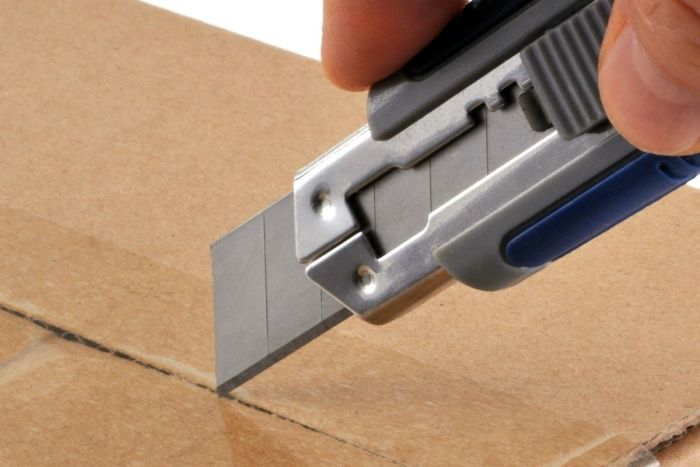 Utility Knives Safety | EdApp Microlearning Course Library Utility Knives Safety | EdApp Microlearning Course Library